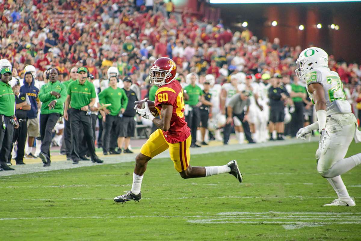 Deontay Burnett is stepping up and finding his role - Daily Trojan