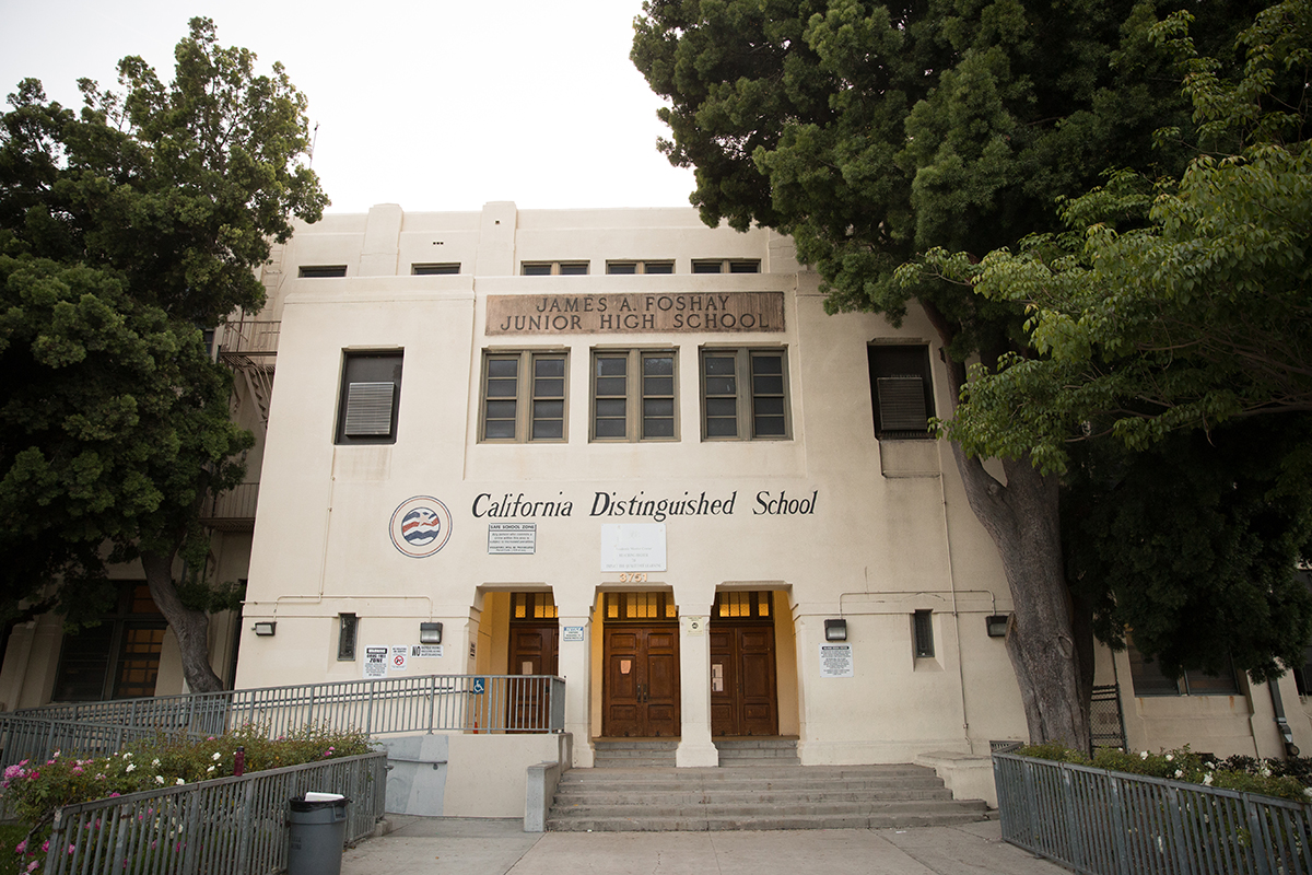 For local students, USC works to break down barriers - Daily Trojan