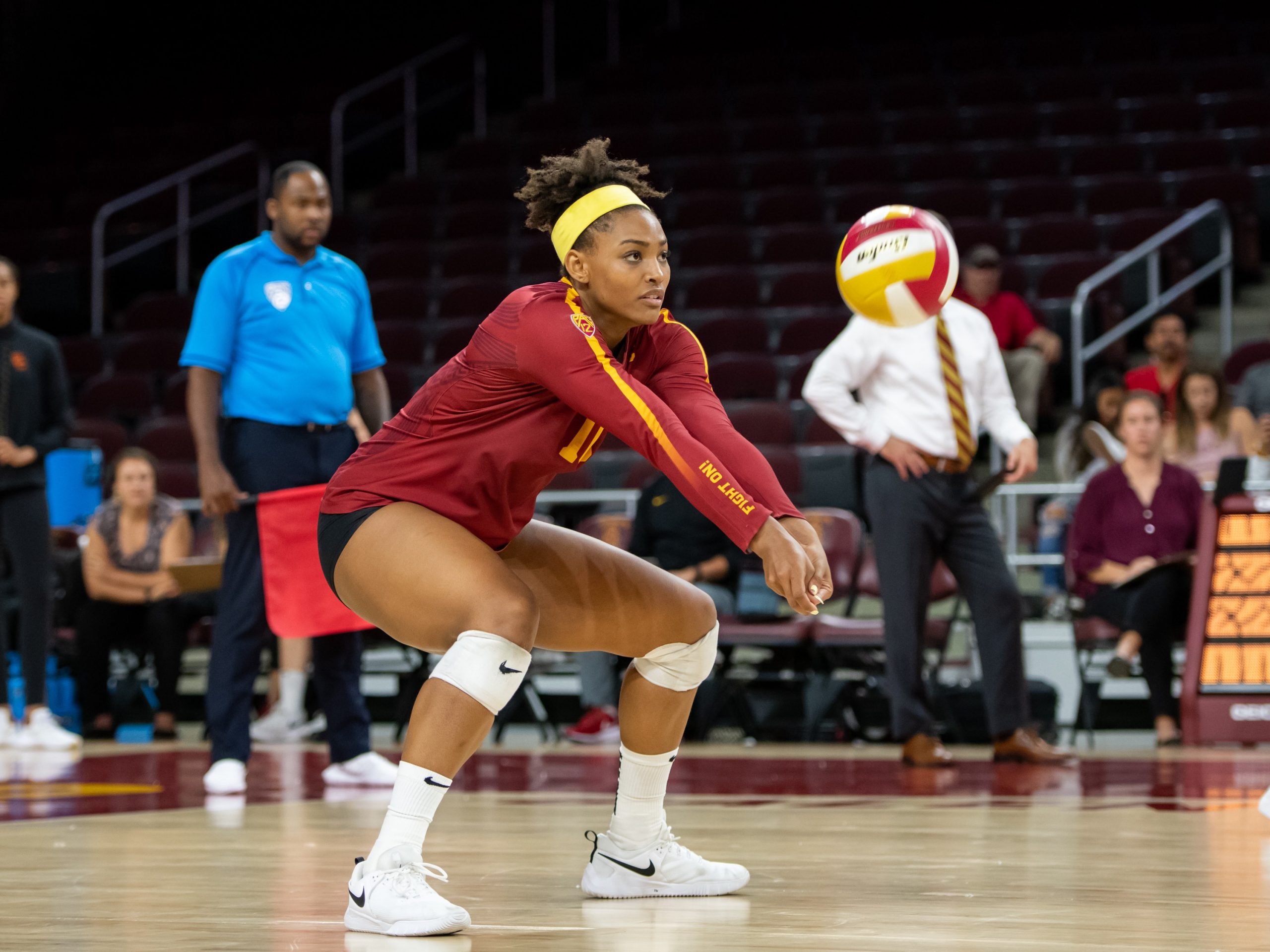 Volleyball splits games over Bay Area trip - Daily Trojan