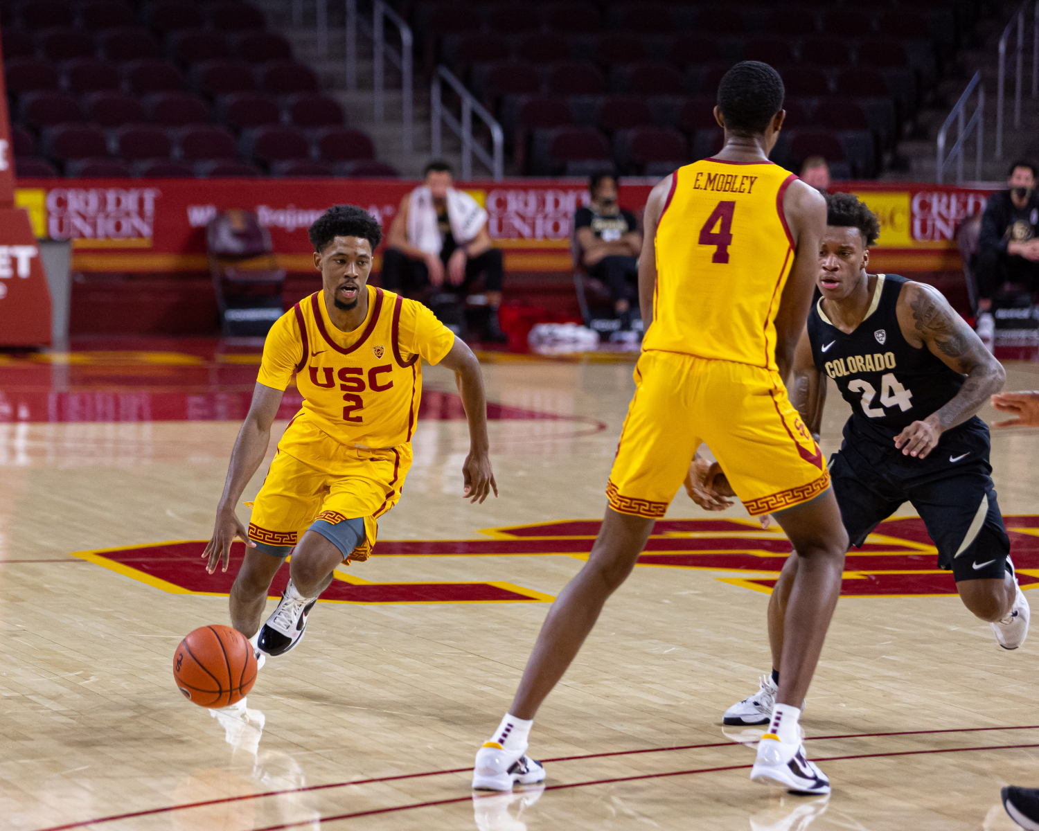 Men’s basketball is excelling with defense - Daily Trojan