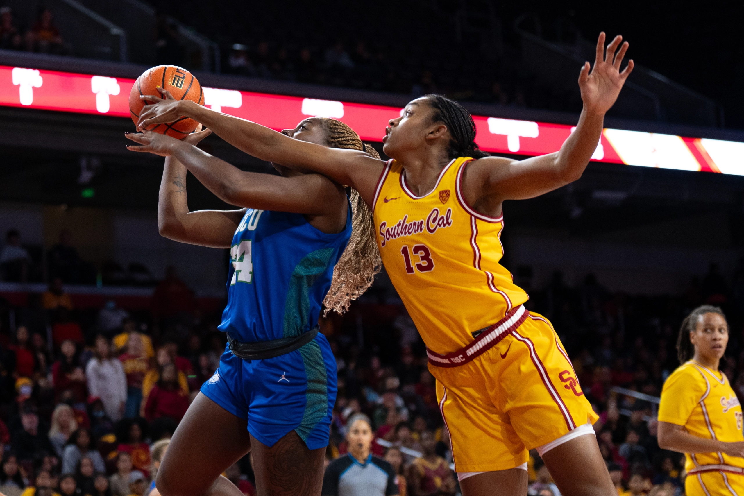 USC women’s basketball welcomes Washington schools - Daily Trojan