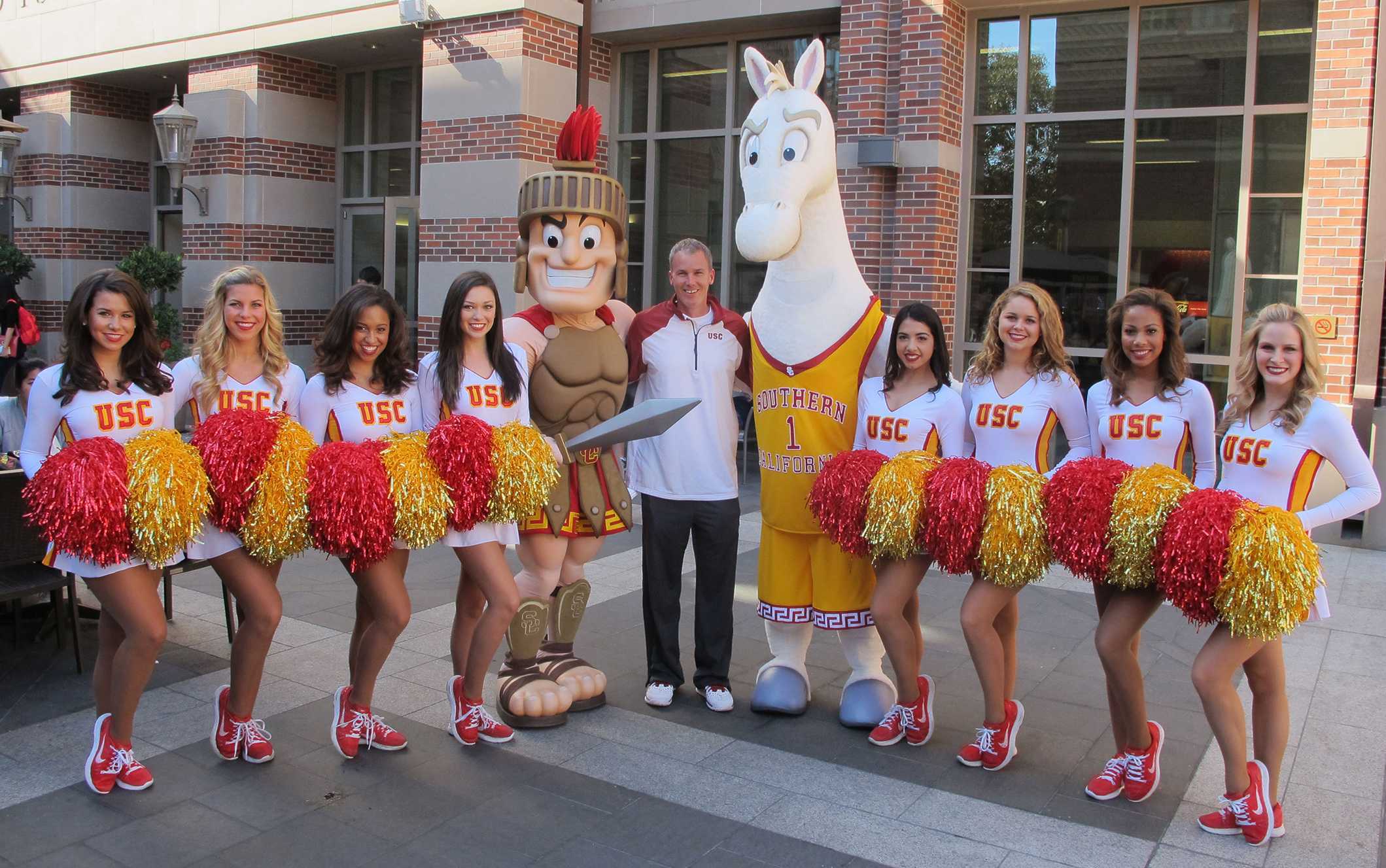 Tommy unmasked: First man behind the Trojan armor speaks - Daily Trojan