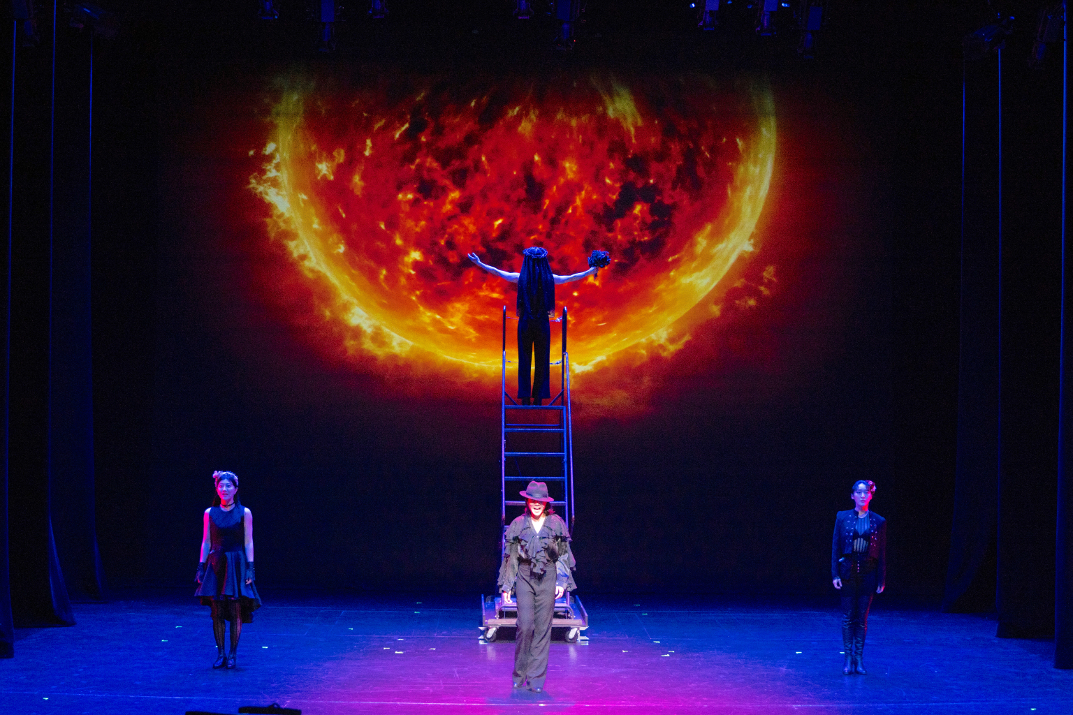 ‘Frida: The Last Night Show’ introduces students to Korean theater ...