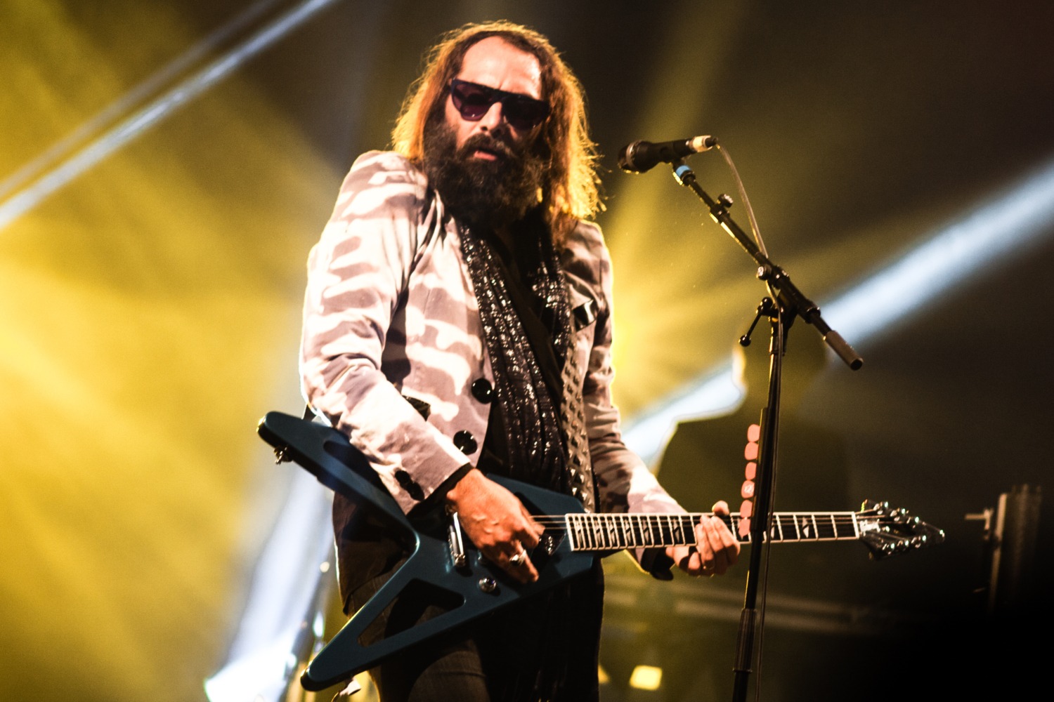 Sébastien Tellier’s ‘Kiss The Beast’ isn’t wild enough - Daily Trojan